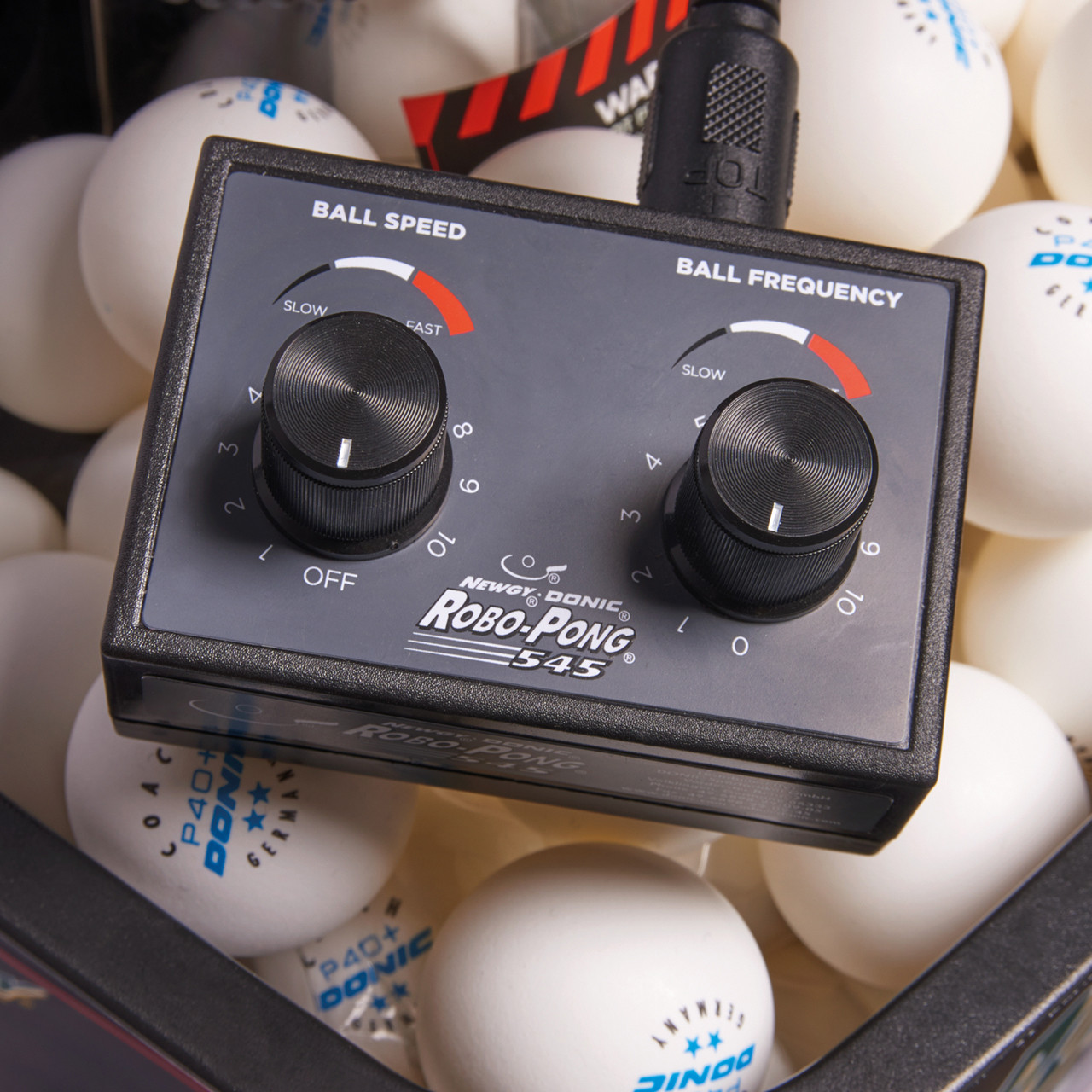 DONIC NEWGY Robopong 545 mit Versa Ballfangnetz